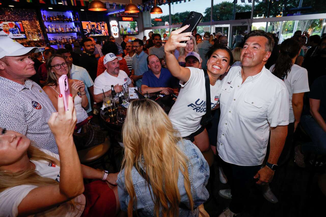 Mark Hill gana la alcaldía de Frisco en una elección récord