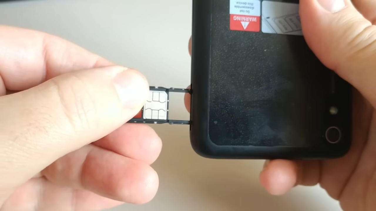 Stop paying international roaming fees because better options exist now