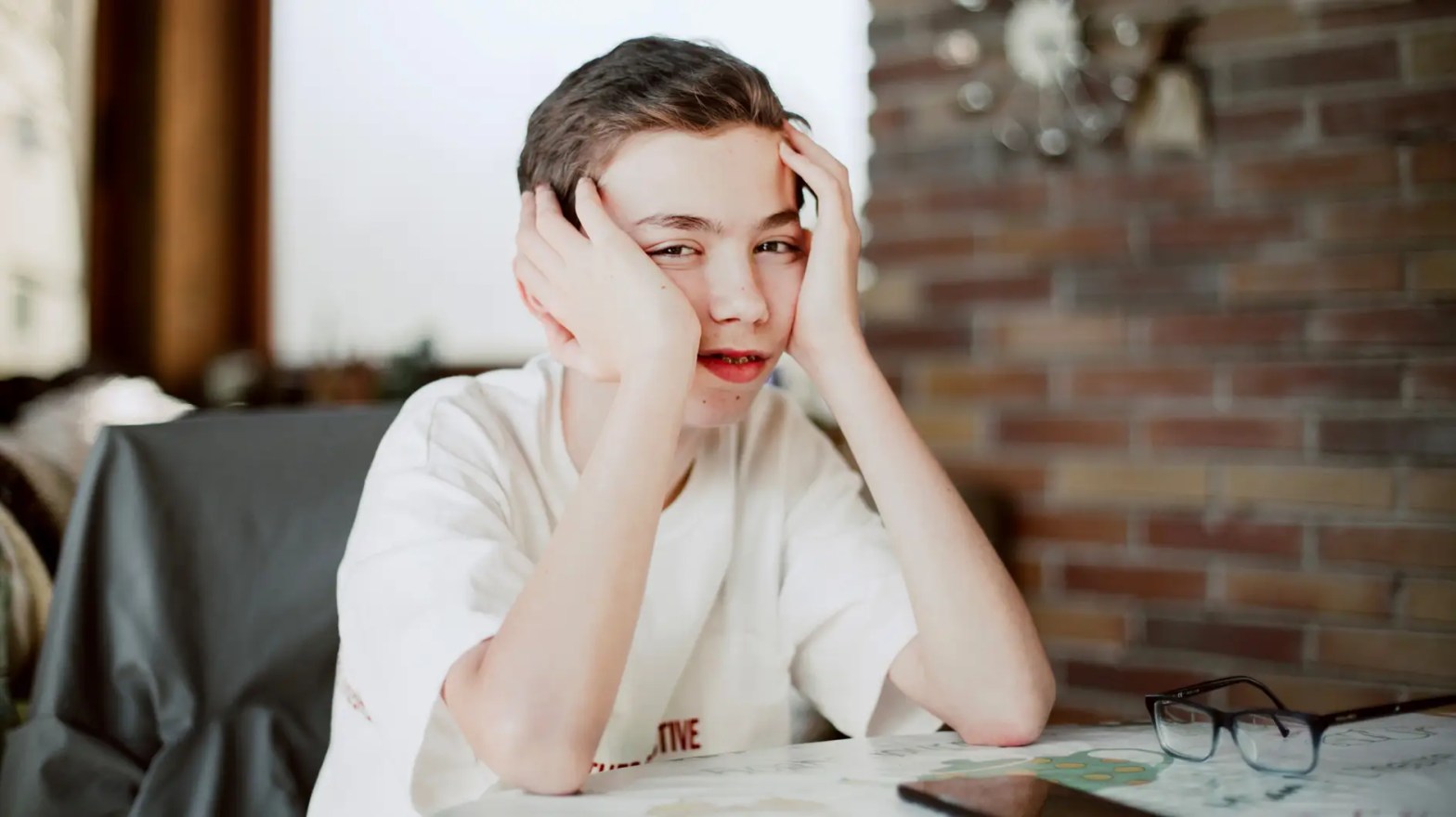 7 Dinge, die Teenager nerven und warum sie ihnen trotzdem guttun
