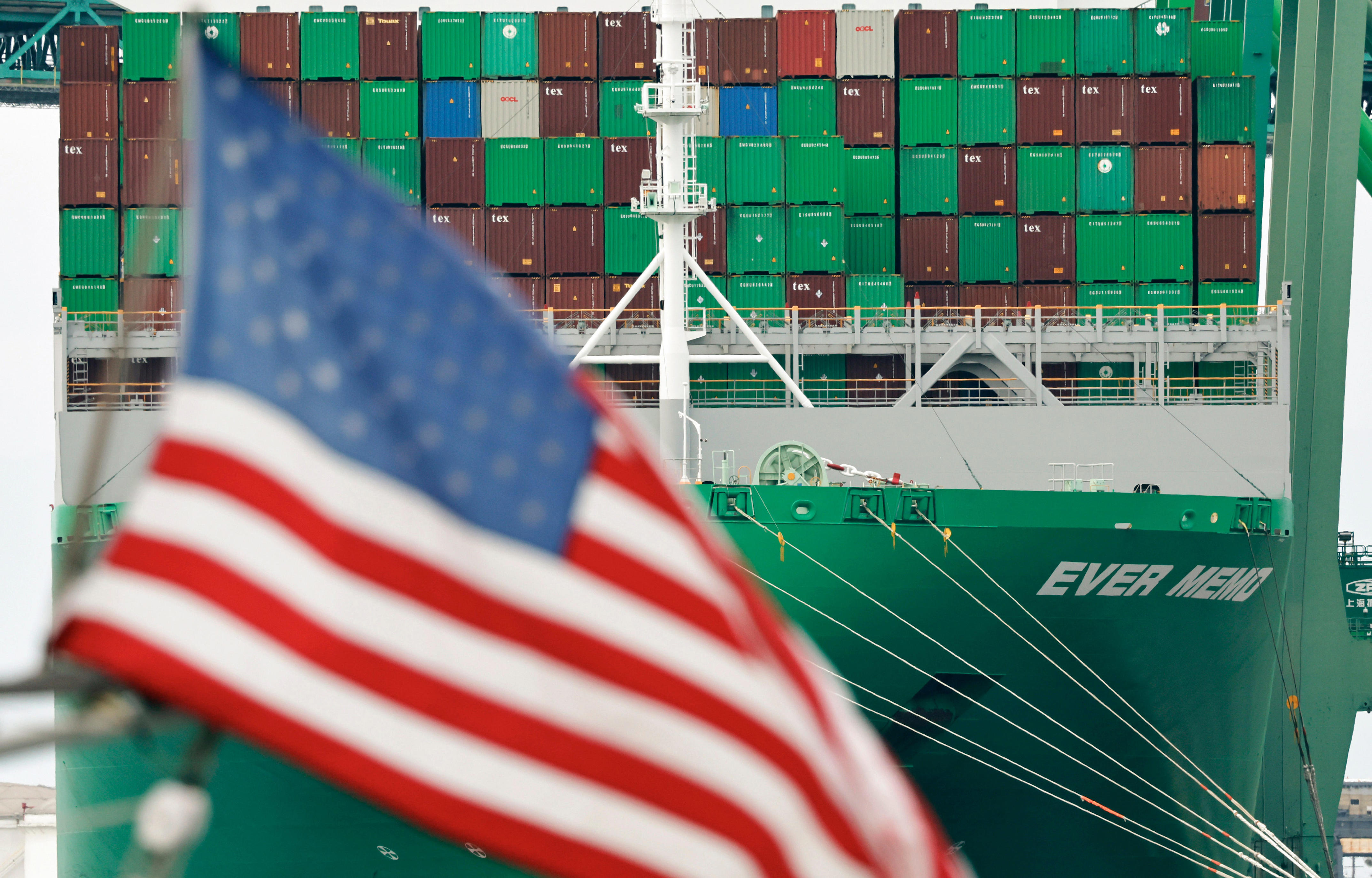 Supreme Court won't hear tariff challenge, paving way for new Trump action