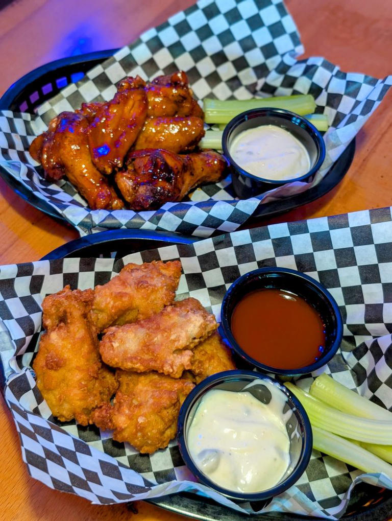 Oaklyn Manor Bar & Grill celebrates ten years of food, fun, and community