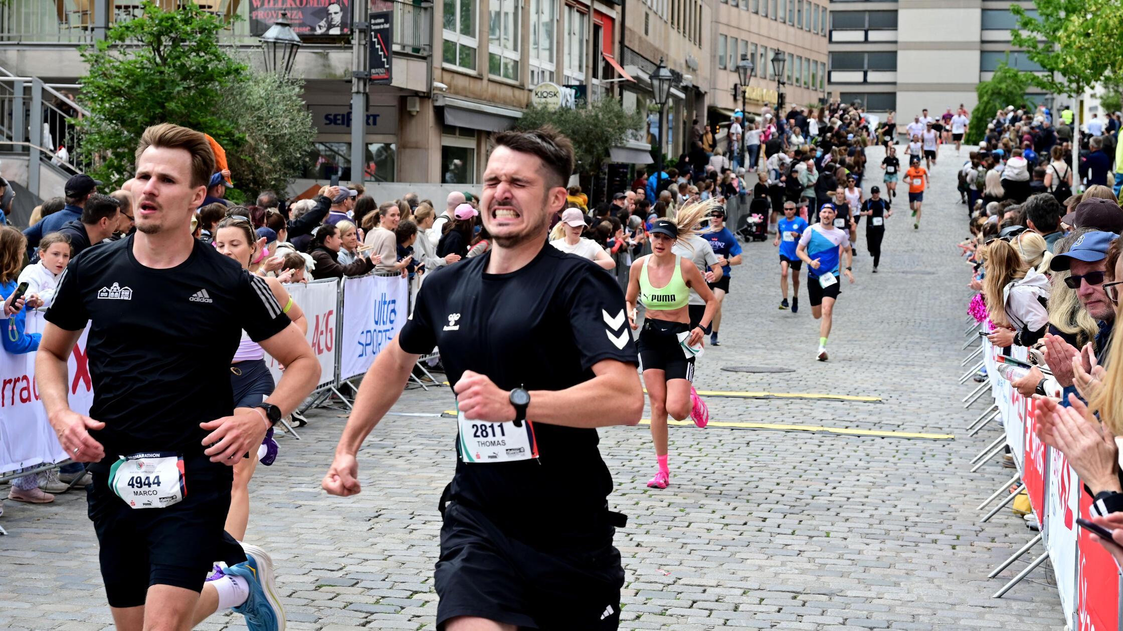 Metropolmarathon 2026 in Nürnberg und Fürth: Unsere Bilder, Videos und ...