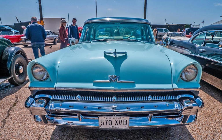 In 17 pictures: American classic cars line up for Hastings Hot Rod and ...