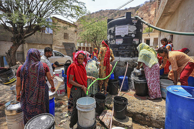India lacks dedicated funds for heat crisis despite rising risks, new ...