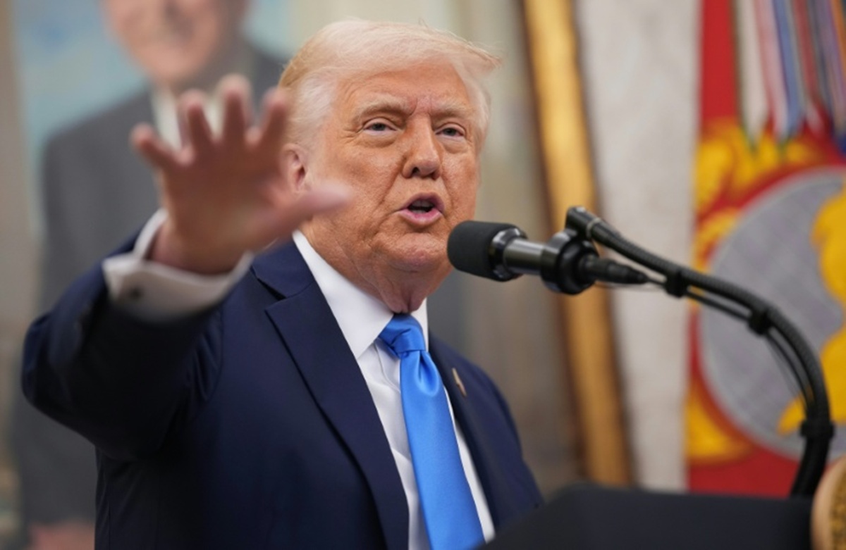 Trump White House Weighed Suspending Constitutional Rights to Stop ICE ...
