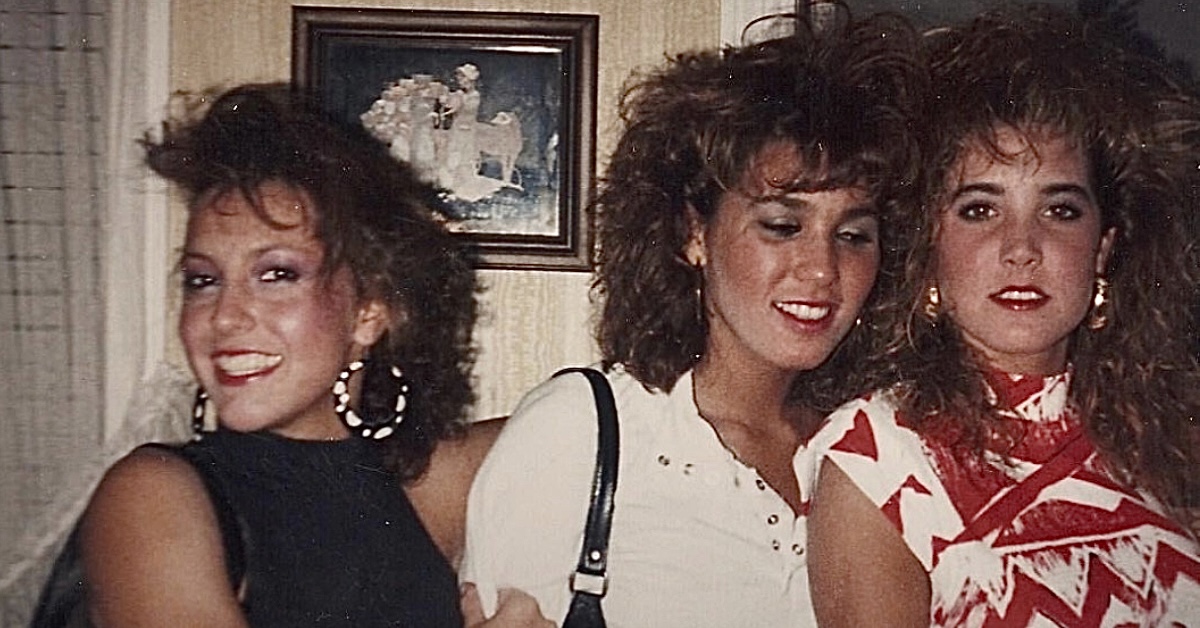 1980s photos from when girls fluffed their hair to the max
