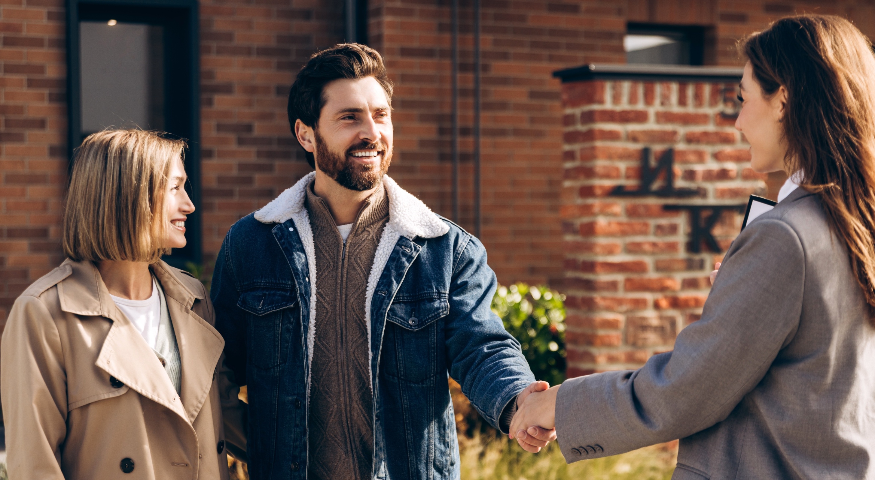 Landlords swear by the 1% rule for rental properties: How a simple math ...