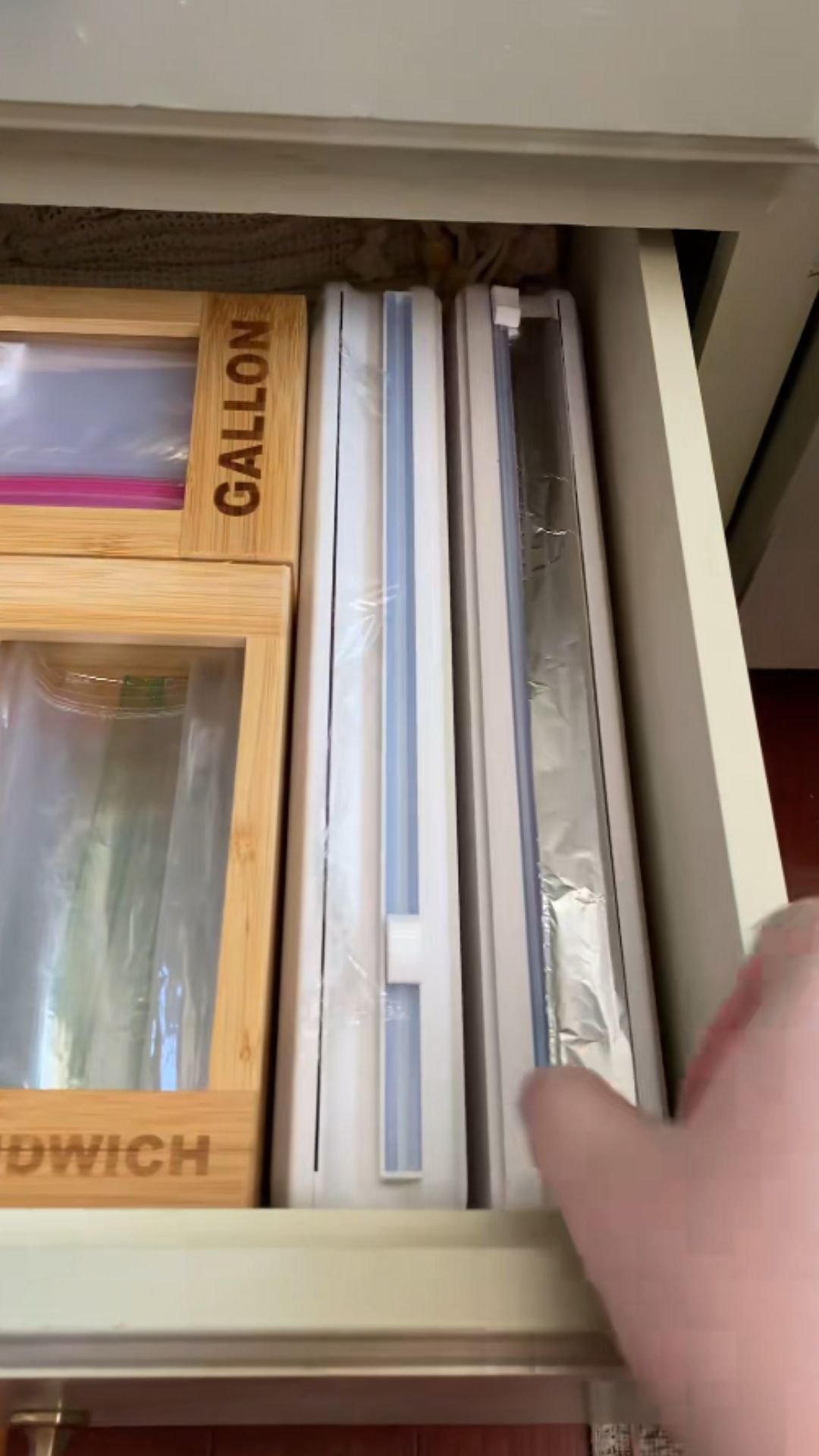 ASMR organization restock: Clean and satisfying setup