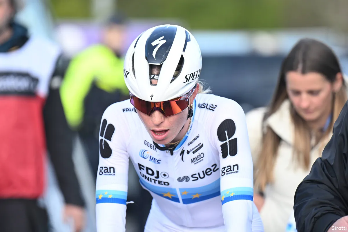 Vollering alters Tour de France Femmes build-up following draining Giro ...