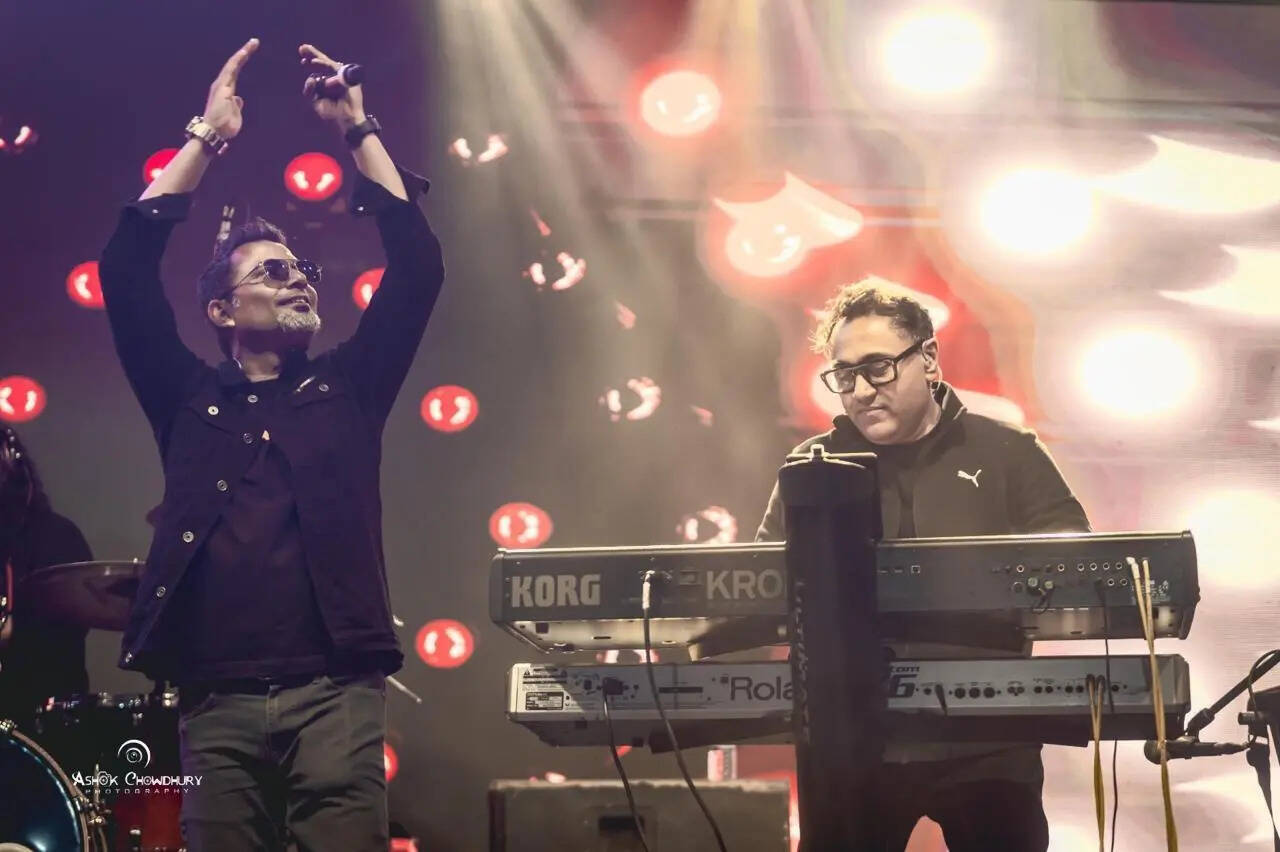 Bengal's music stars are packing their bags for Pujo shows abroad