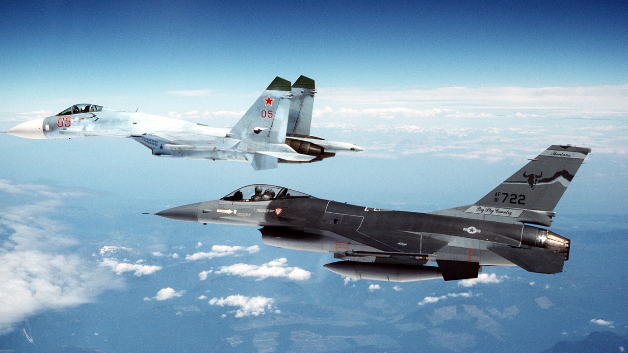 The Navy will pick the builder of its sixth-generation F/A-XX fighter ...