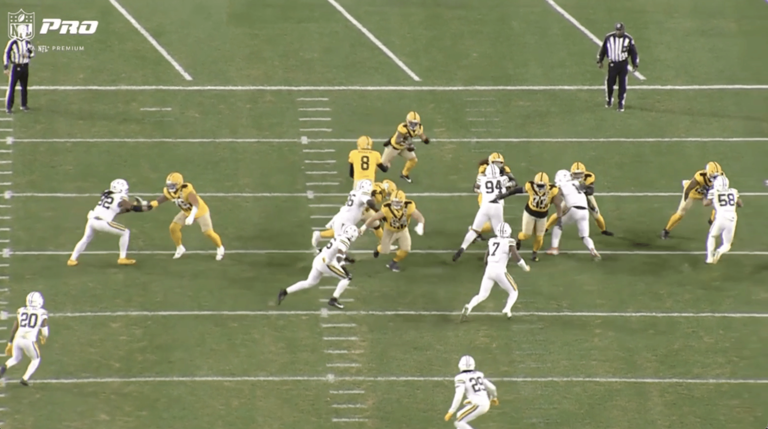 One random Steelers play: Toss left