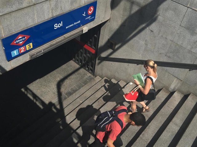 La Comunidad tilda de "coherentes" cambios en abono transporte, ve ...
