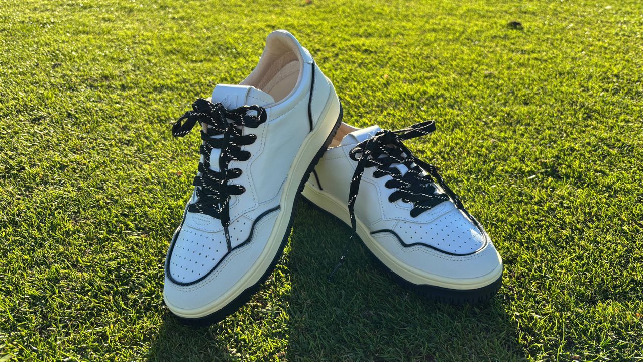 The 1980s sneaker brand making waves on the golf course in 2026