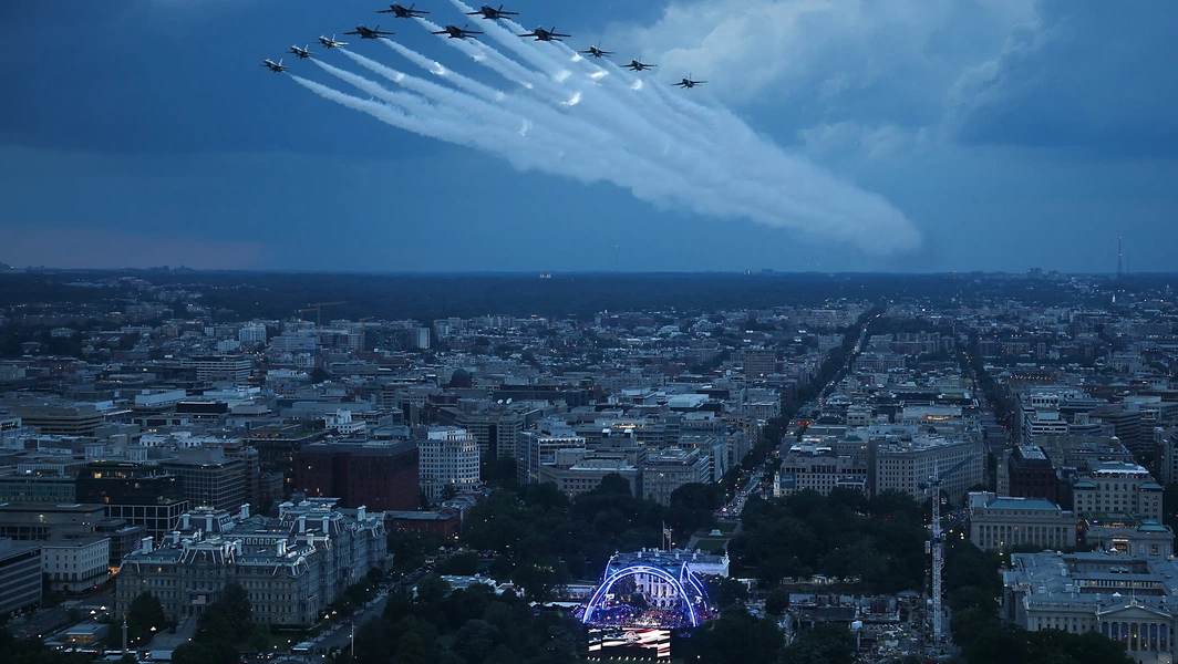 Blue Angels, Thunderbirds fly over DC.; Dayton show cut short