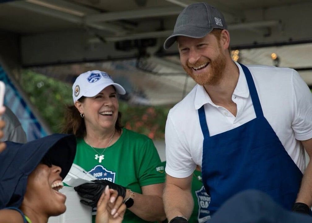 Prince Harry serves BBQ at Texas event