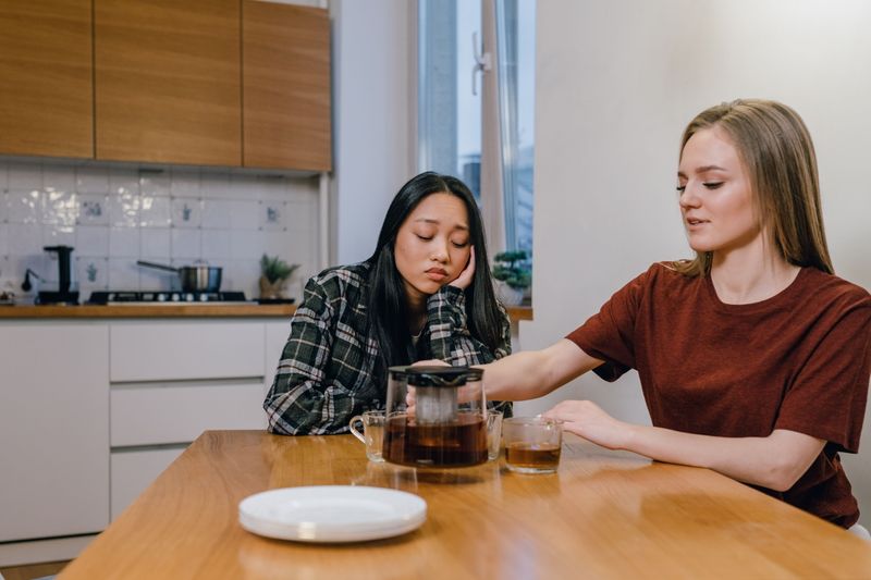 15 personality habits that can make it hard to keep friends