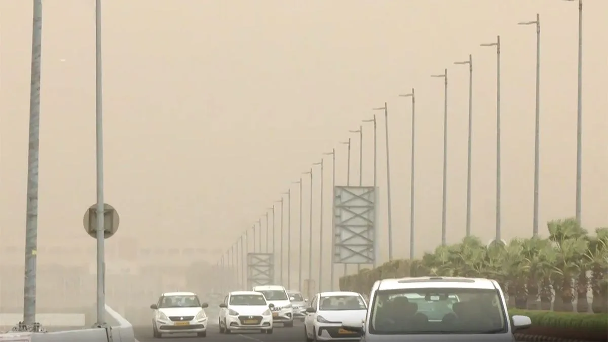 Dust storm, winds up to 92 kmph hit Delhi; red alert issued