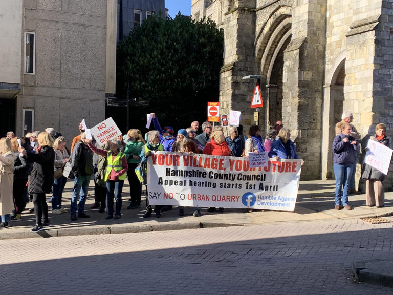 Campaign continues as Hamble Quarry opponents take their case to court