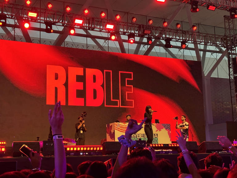 HYBE India’s Delhi event turned into a K-pop dance party. Hour-long ...