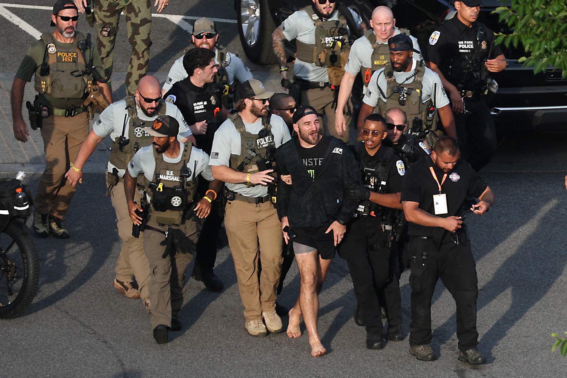 Sean Strickland gets escorted out by police from UFC White House fan event