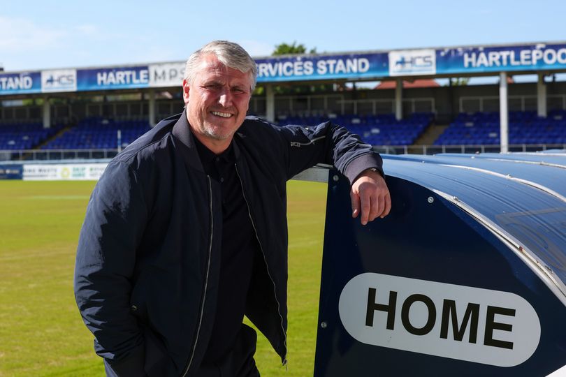 Lee Clark strikes reunion with former Birmingham City player