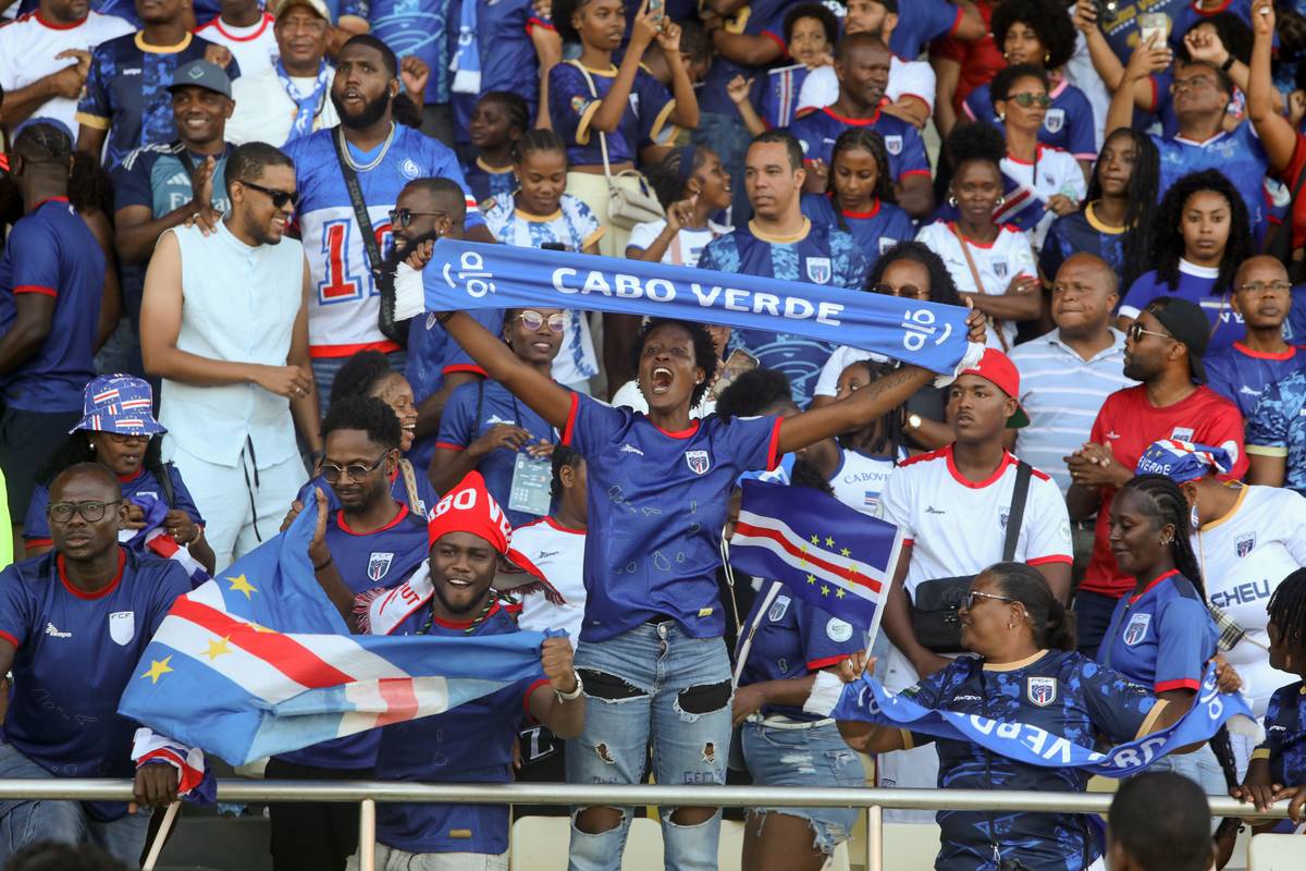 Quando uma decisão de secretaria tramou Cabo Verde, que já tinha um pé ...