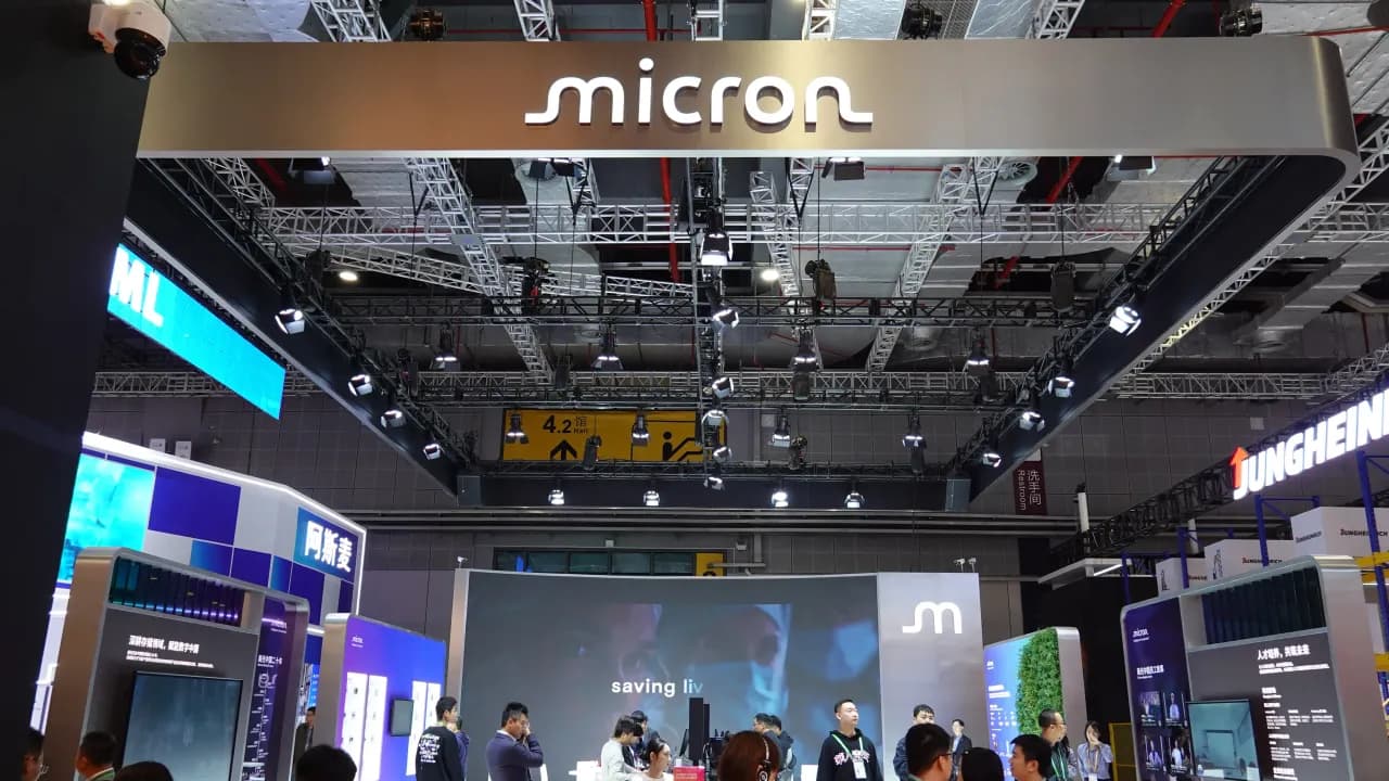 MU stock leads memory chip rally amid Iran relief – DRAM surges 6% as ...