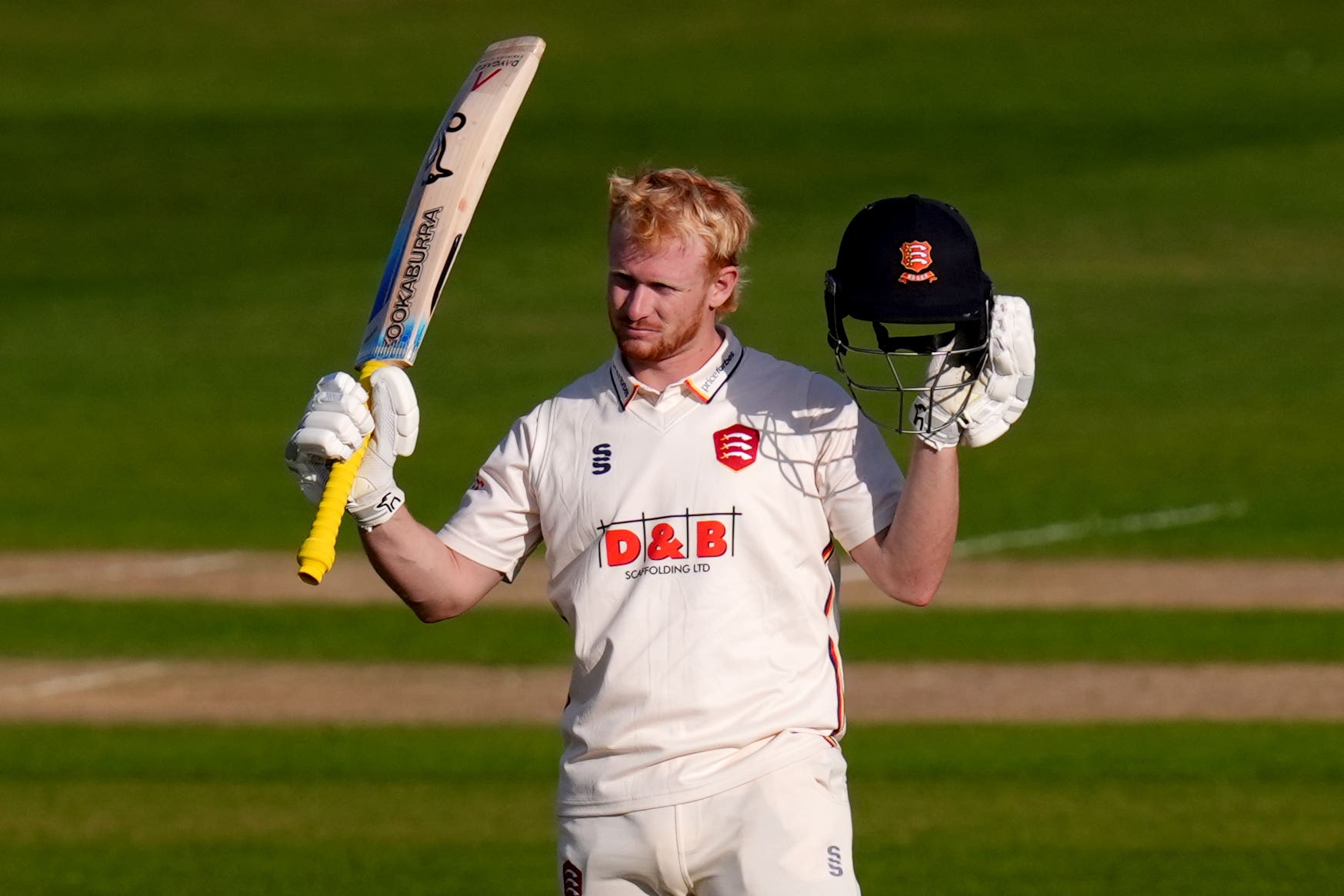 England confirm two debutants for second test after week of chaos