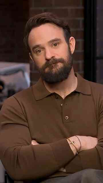 Charlie Cox: "I always say Black Widow" 🕷️😏