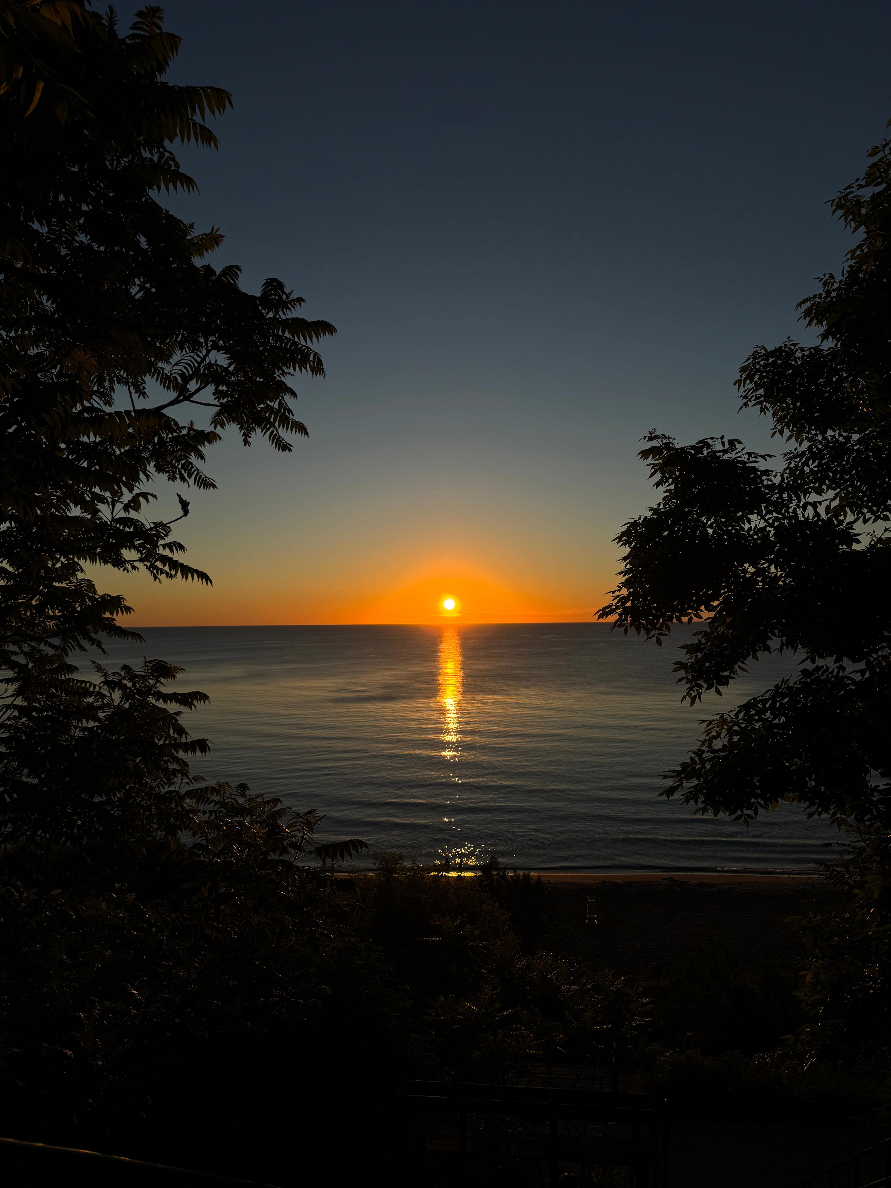 I woke up early to find Milwaukee's best sunrise spots. Here's how it went