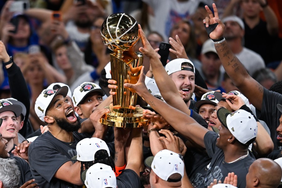 Fans pack trains to New York City for Knicks championship parade