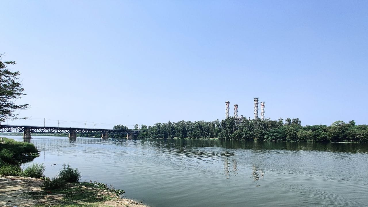 Delhi water crisis deepens as Yamuna level falls below treatment plant ...