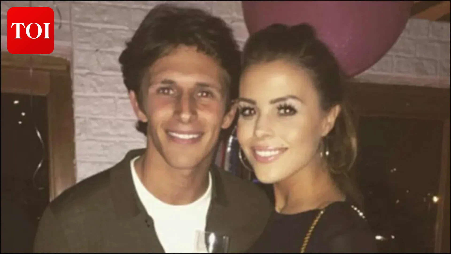 Jake Hall’s ex Chloe Lewis shares final goodbye to 'TOWIE' star after ...