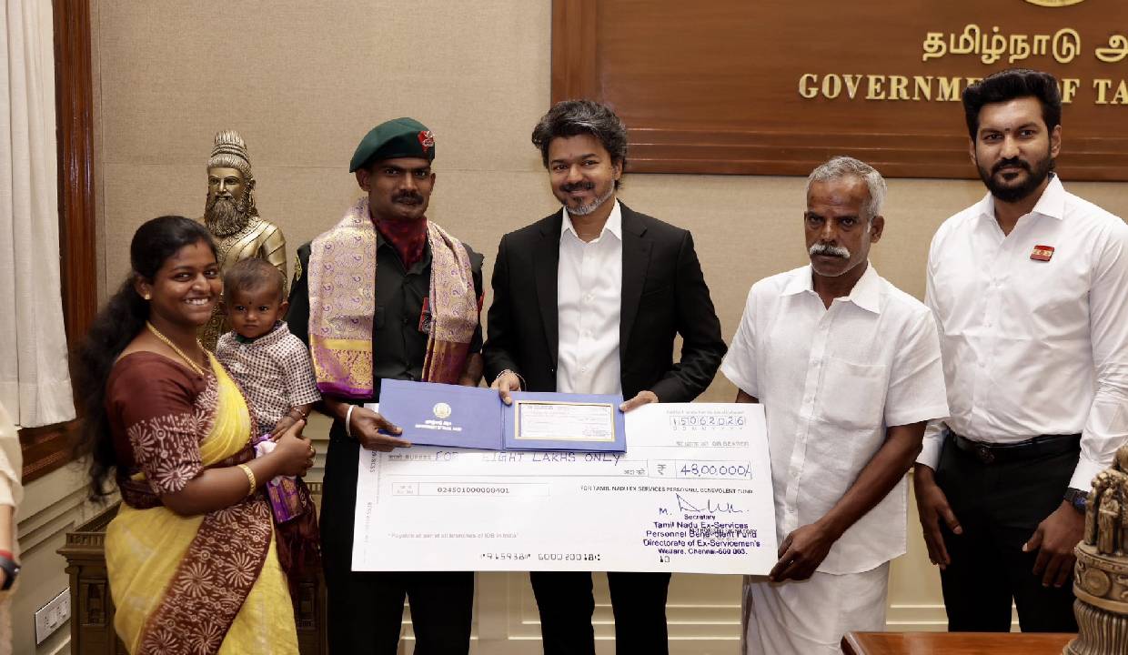 TN CM honours Kirti Chakra awardee Meenatchi Sundaram, grants Rs.48 ...