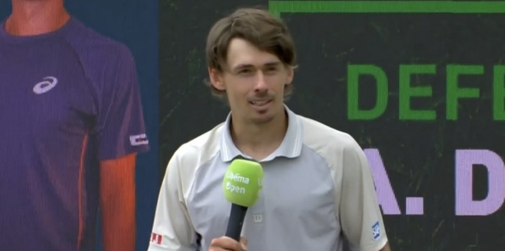 La classe d’Alex De Minaur après sa défaite en finale contre Kamil ...