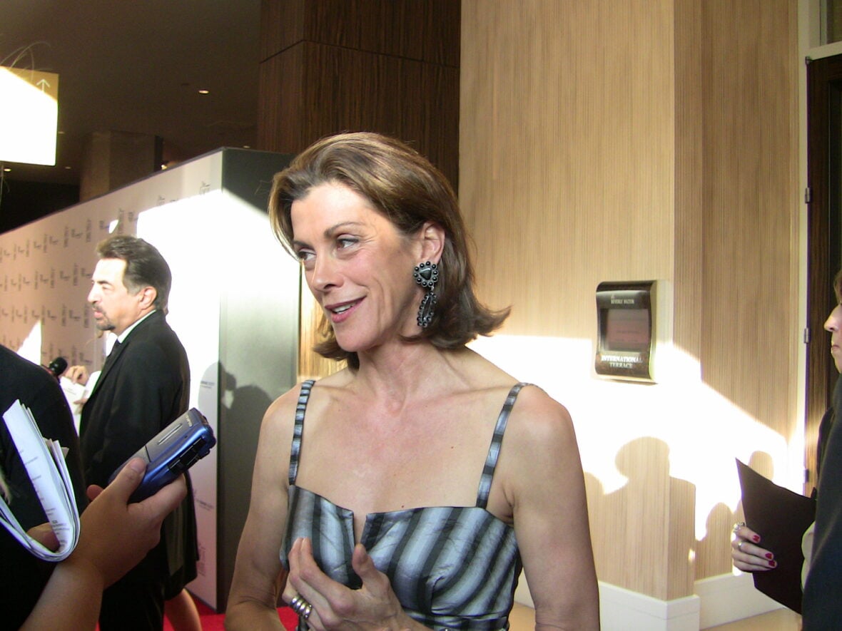Wendie Malick says 'Hot in Cleveland' reboot would be 'too weird ...