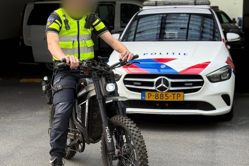 Met 100 km/u over het fietspad? Politie Boxtel neemt levensgevaarlijke ...