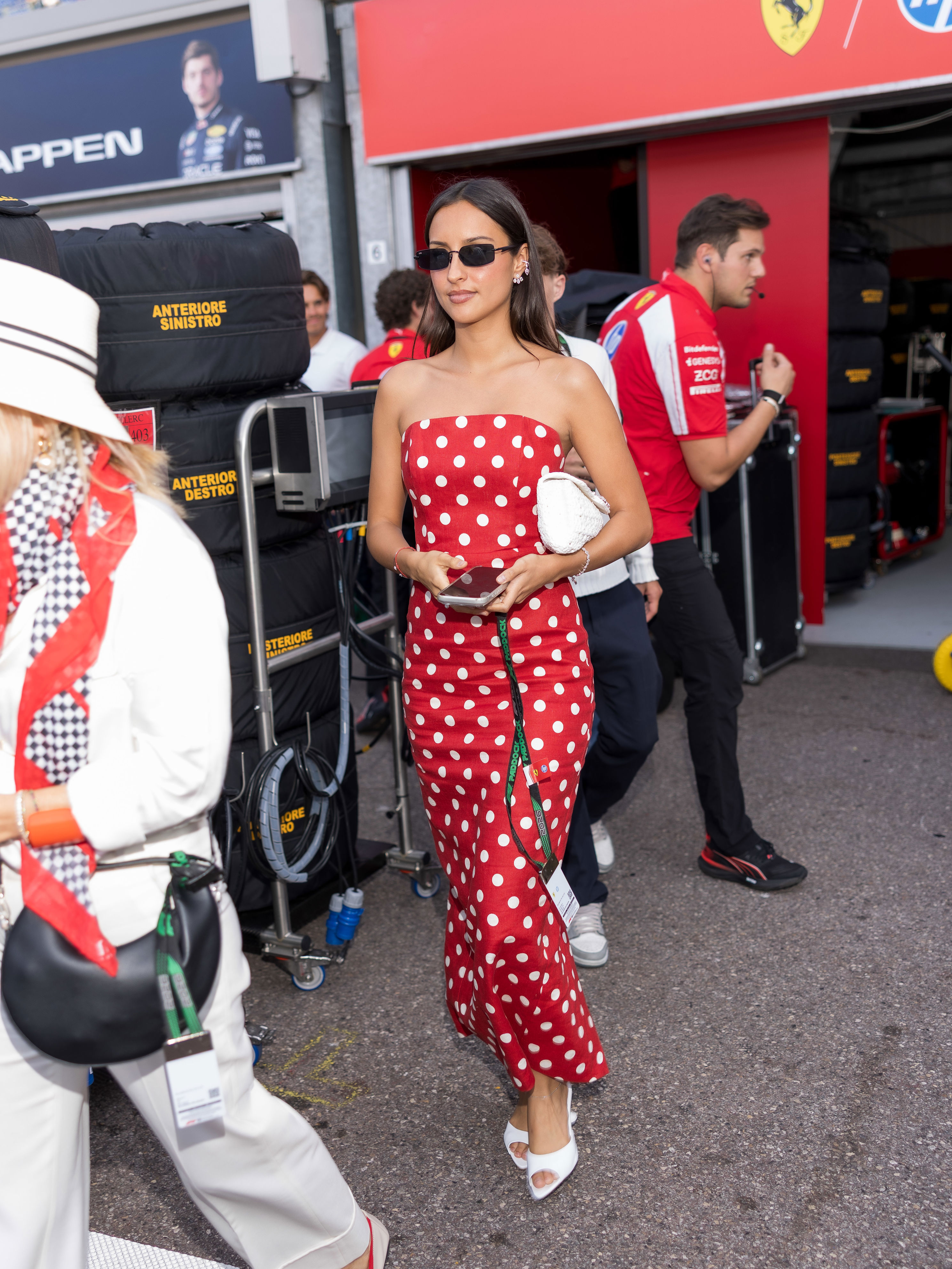 6 best-dressed women of Formula 1
