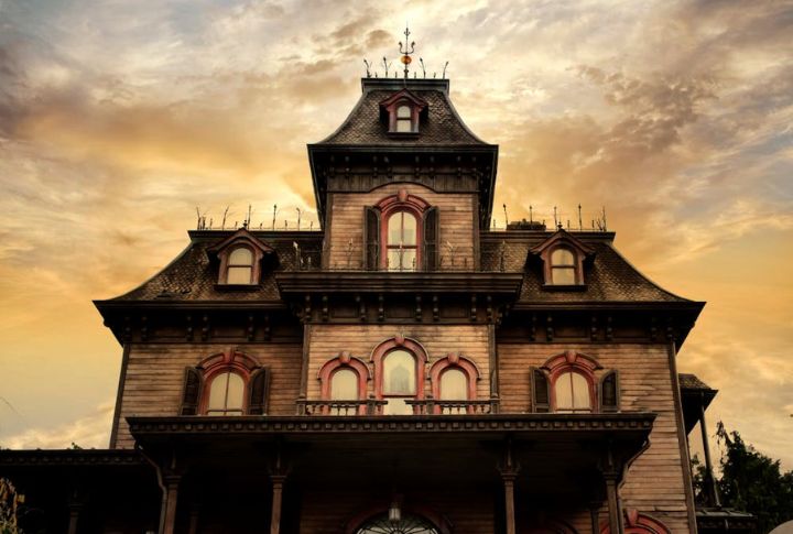 15 travel questions with a ghost hunter