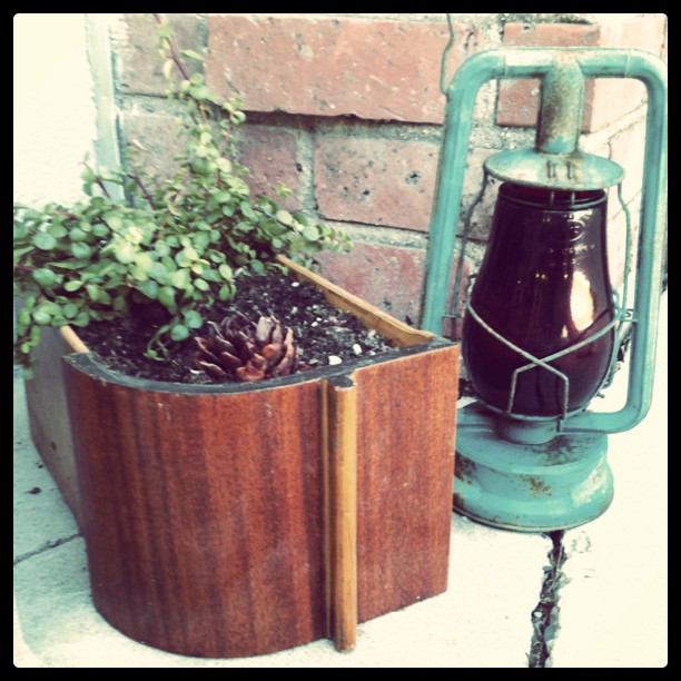 20 DIY herb garden ideas using repurposed vintage containers