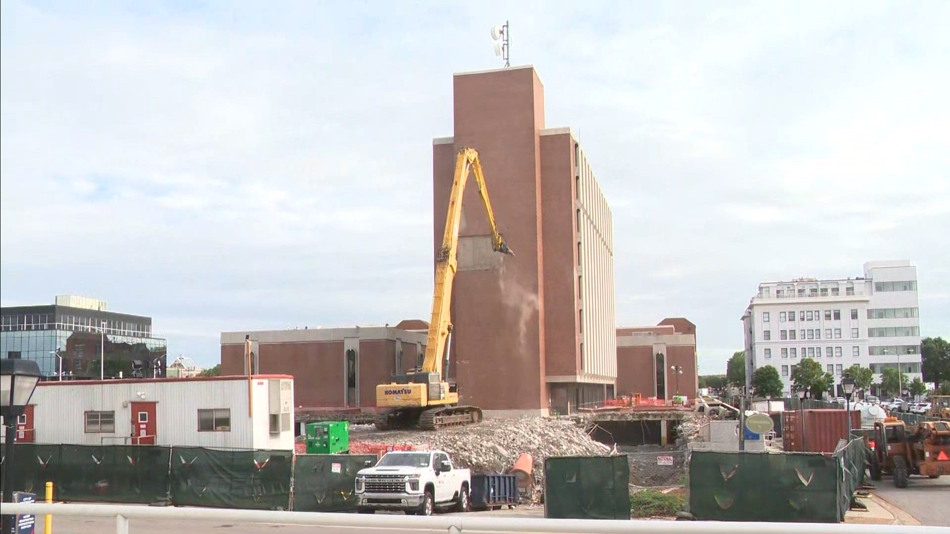Demolition crews take down Portsmouth's former jail tower