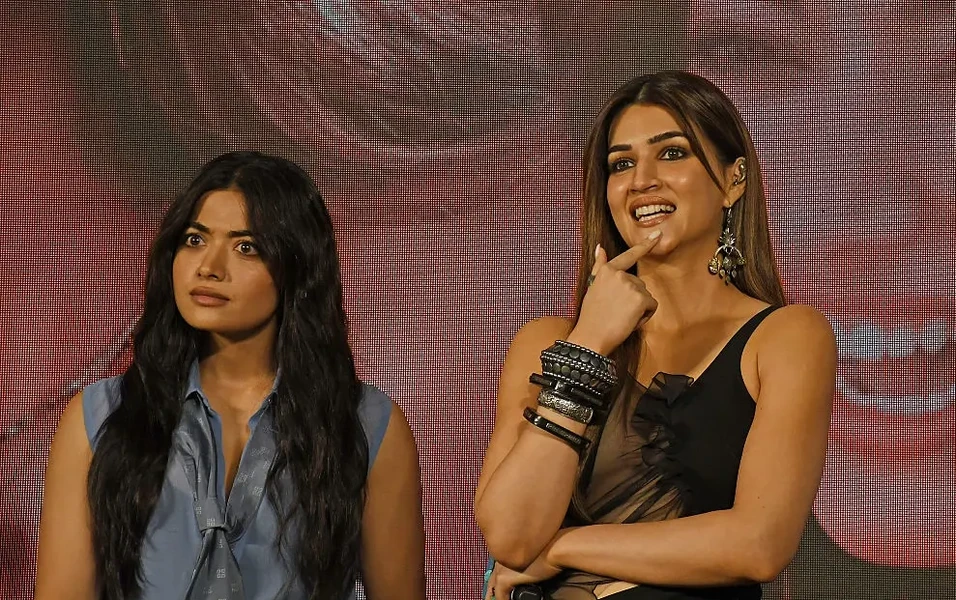 Kriti Sanon praised for shielding Rashmika during Pune chaos