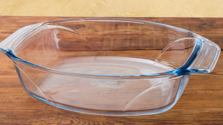 Can you put Pyrex on a hot plate?