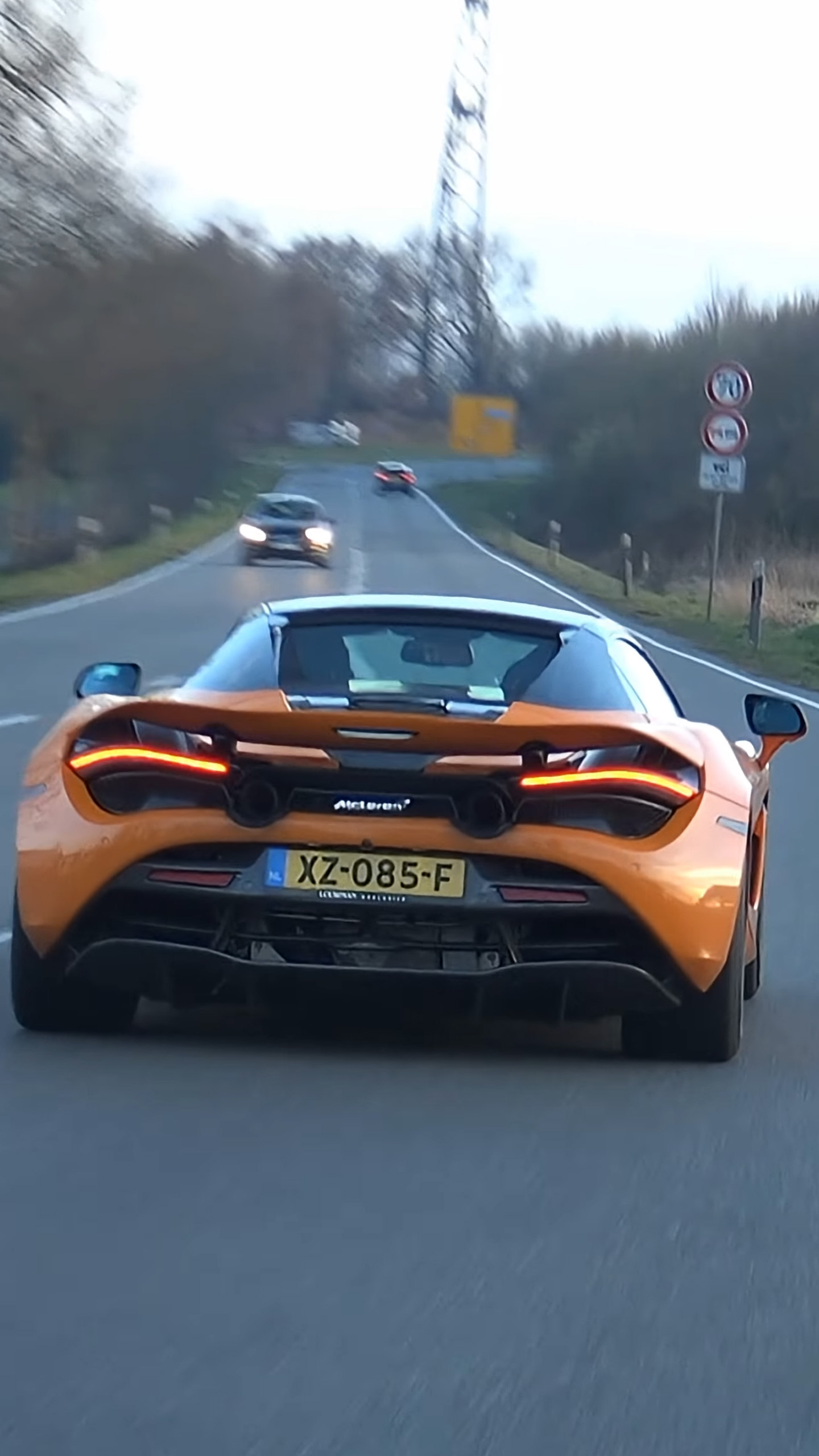 McLaren 720S goes full throttle on the street
