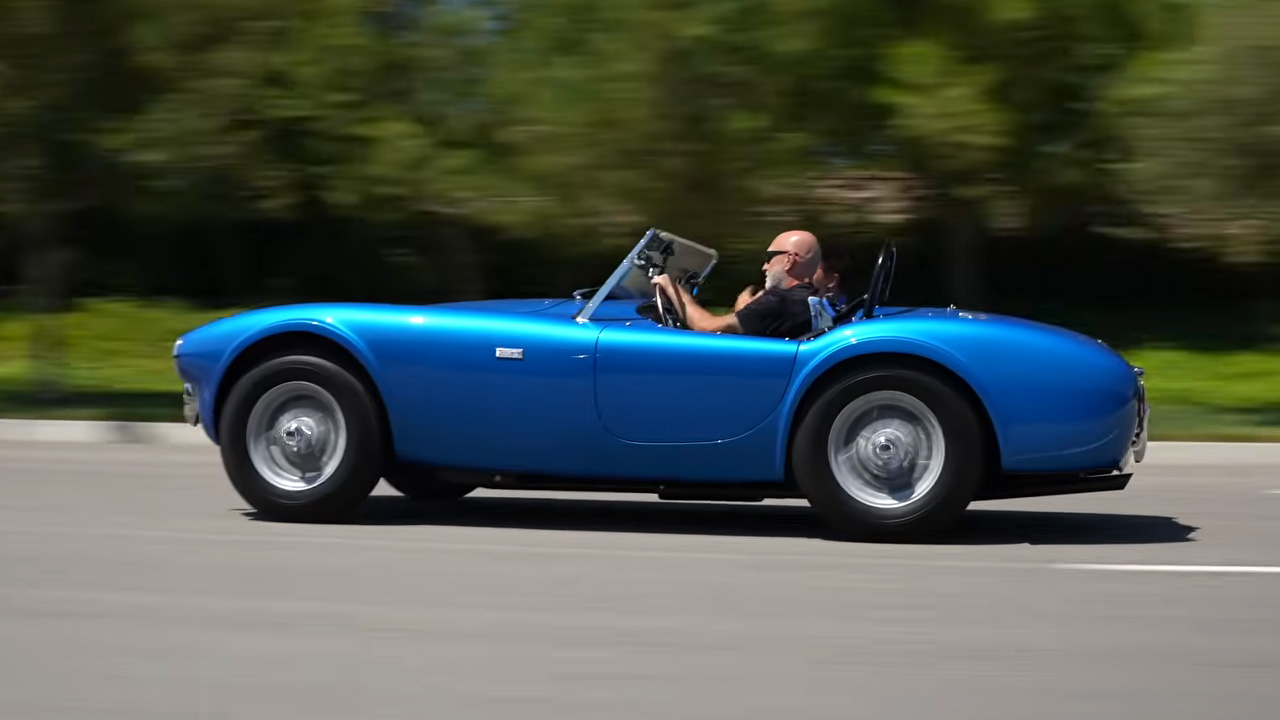 Rare Frist Cobra CSX 2000 Tribute Hits The Road