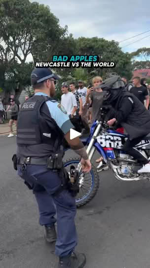 Wild scenes as $5k cash giveaway spirals into chaos as cops are forced ...
