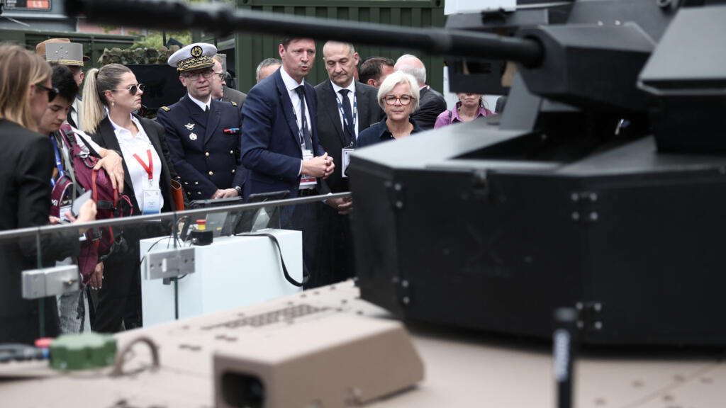 Franco-German group unveils new battle tank at Eurosatory defence fair