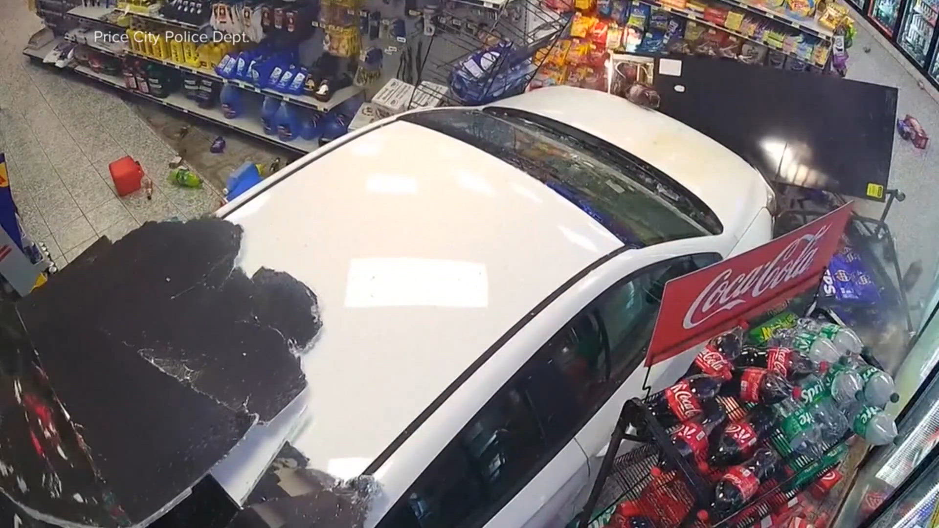 Caught on camera: Car drives into convenience store in Utah