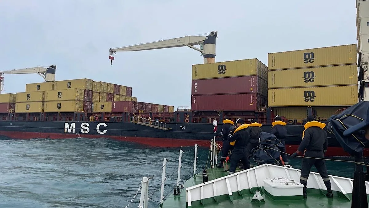 Coast Guard evacuates mariner after medical emergency at sea